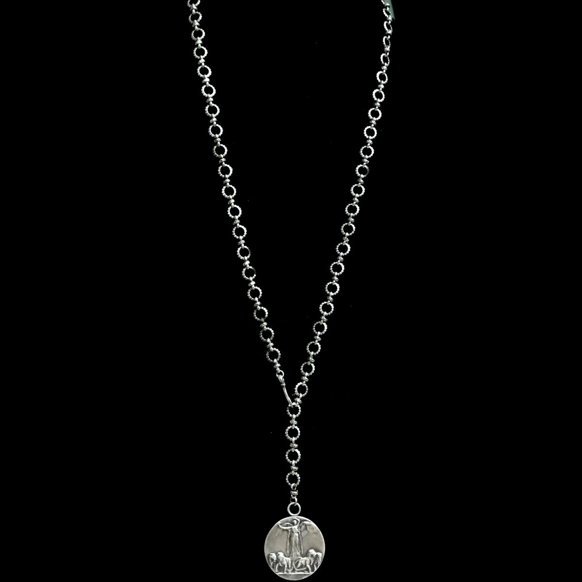 Peace Angel Victoria & Lions Eternity Link Chain Necklace - Silver ...